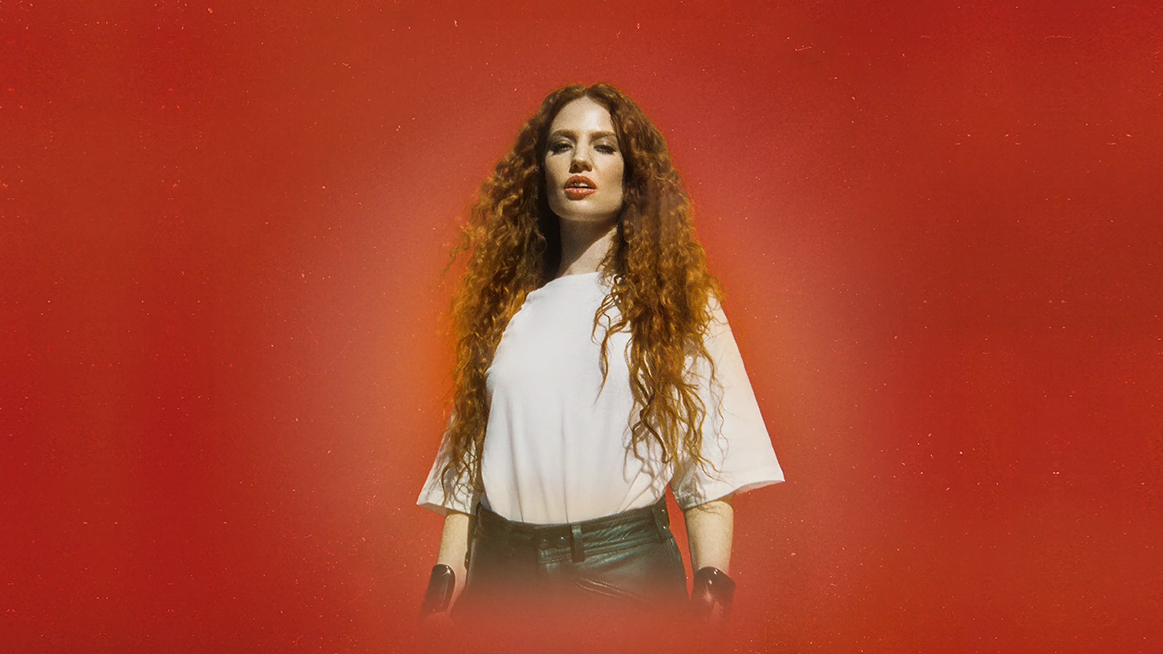 Jess Glynne Jess Glynne Releases Moving Video For New Single Don't Be