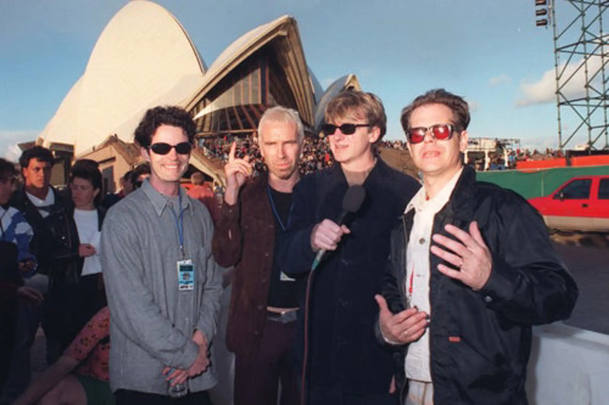 Crowded House Tickets, Tour and Concert Dates – www.livenation.com.au